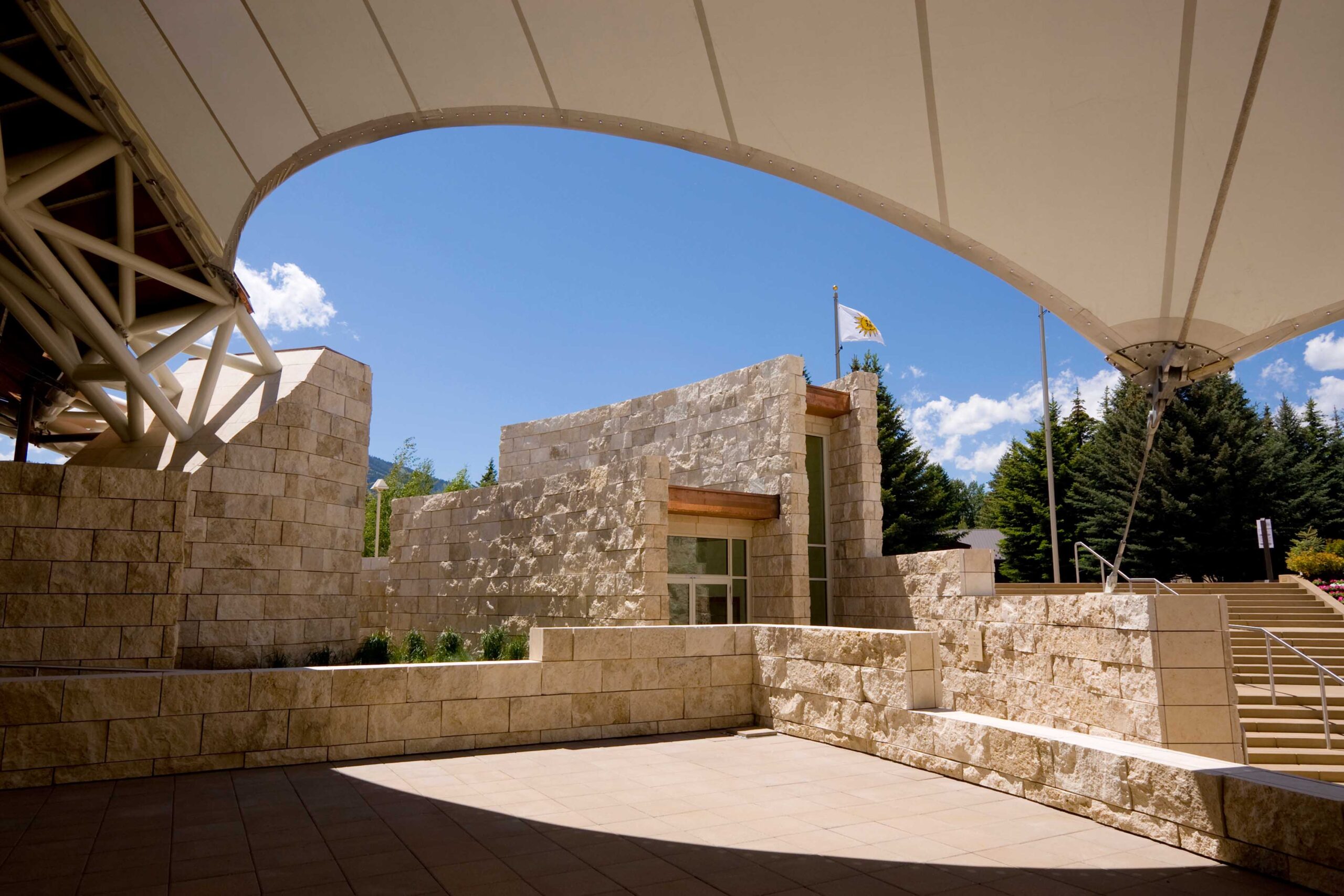 SUN VALLEY PAVILION - RLB2